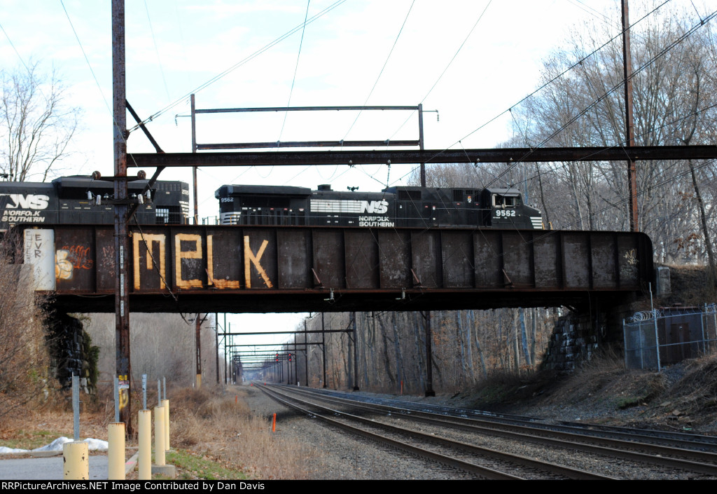 NS C40-9W 9562 leads 24K